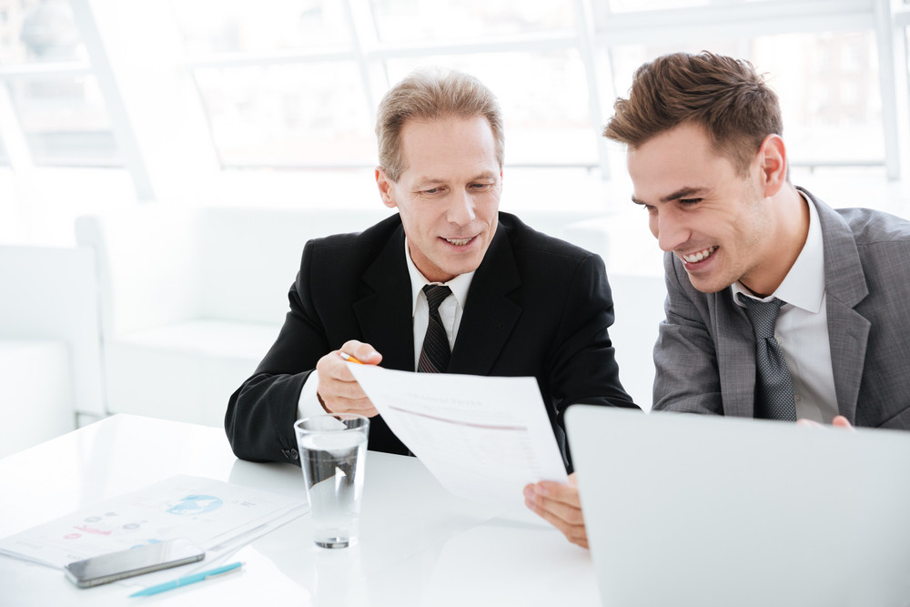 4 Things to Know About Buying a Franchise With Your Partner - Newlyweds ...