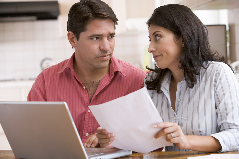 4 Insurance Planning Tips for Newly Married Couples - Newlyweds on a Budget