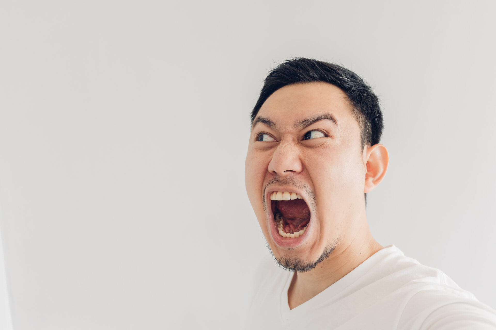 Harmful Language: 10 Distinctive Phrases Used by Abusers